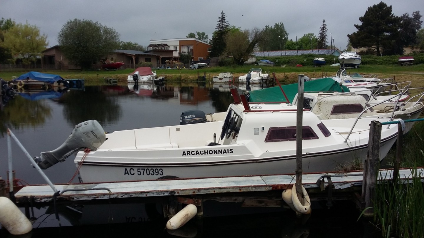 Hire a Motorboat Jeanneau Arcachonnais in Biscarrosse (le rafiot ...