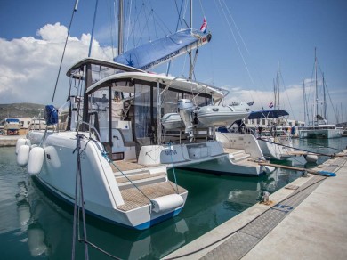 Sailing cruise, catamaran or yacht at the best price | LateSail
