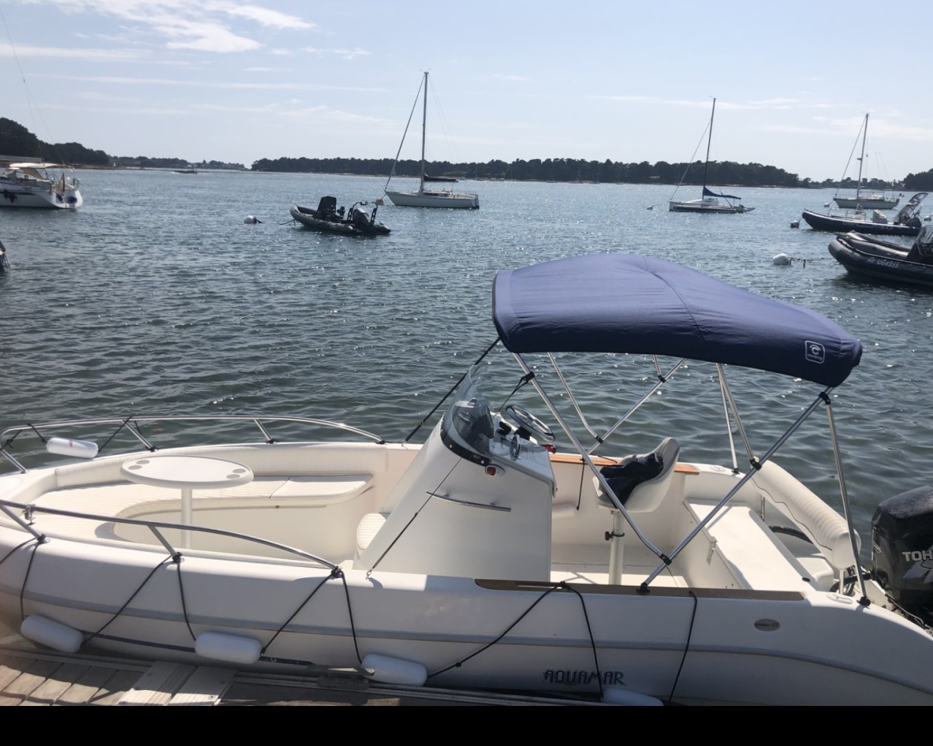Hire a Motorboat Aquamar 615 in Auray (aquamar 615) | SamBoat