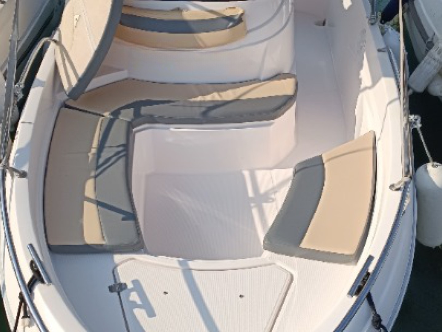 Hire a Motorboat AN MARIN 500 in Okrug (AN MARIN 500) | SamBoat