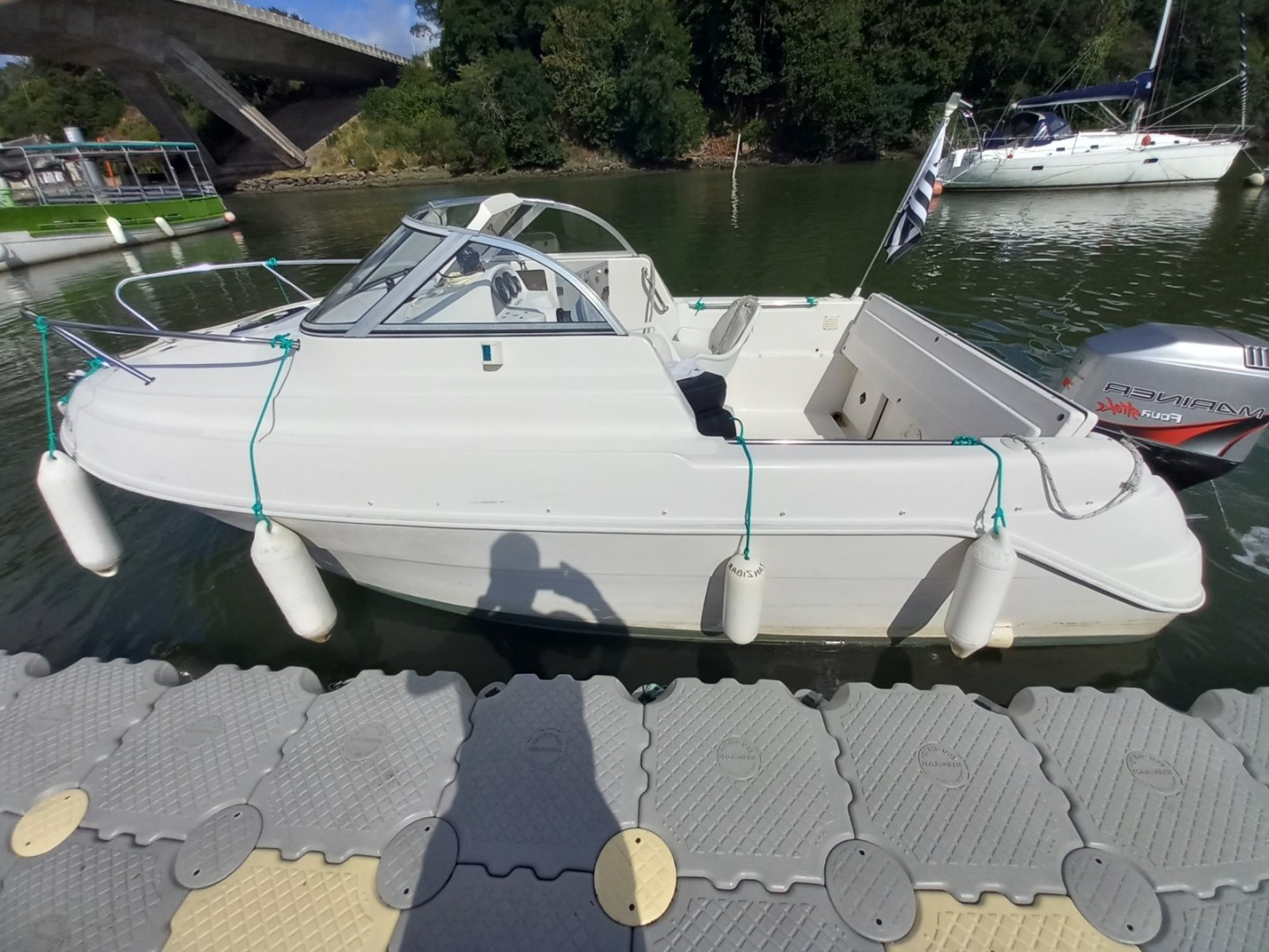 Hire a Motorboat Quicksilver 520 Cruiser in Auray (ZANZIBAR) | SamBoat