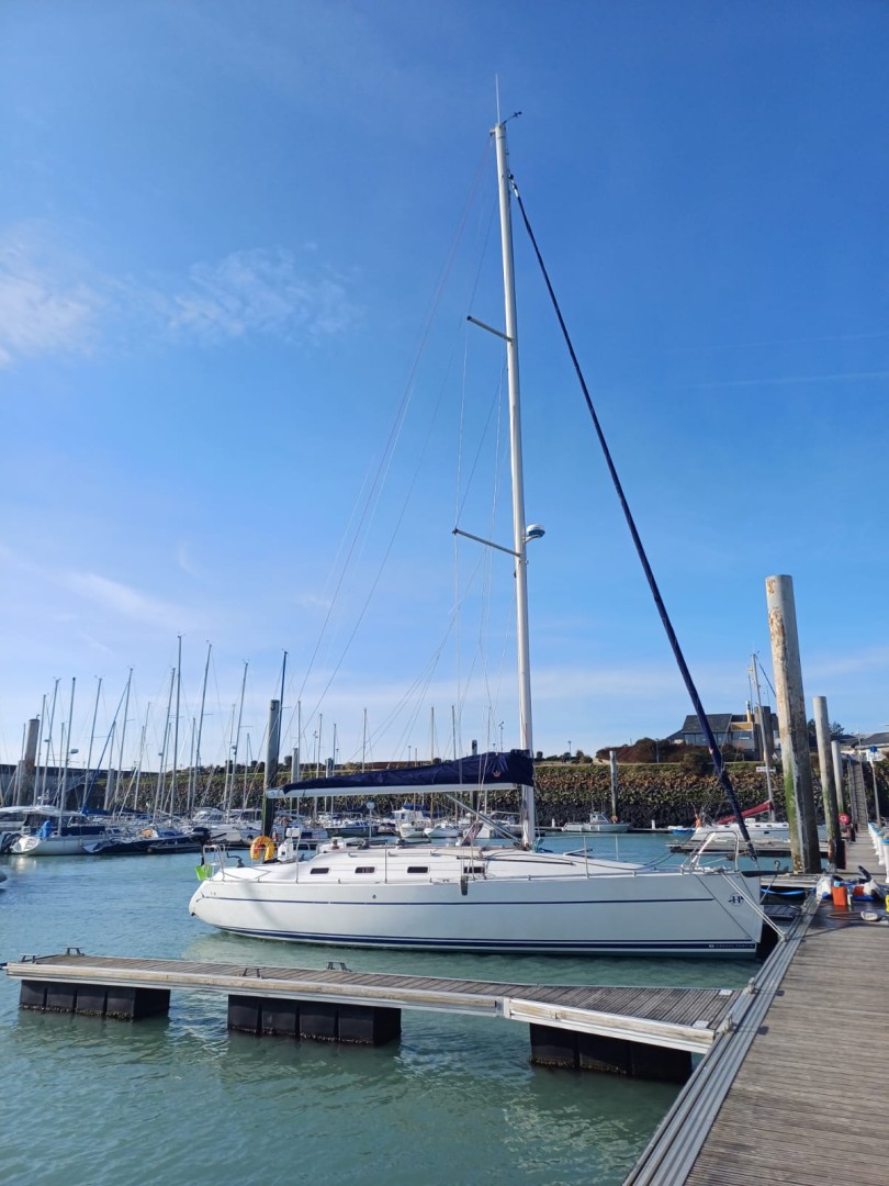 Hire a Sailboat Poncin Yachts Harmony 38 in Granville (Harmony 38 ...