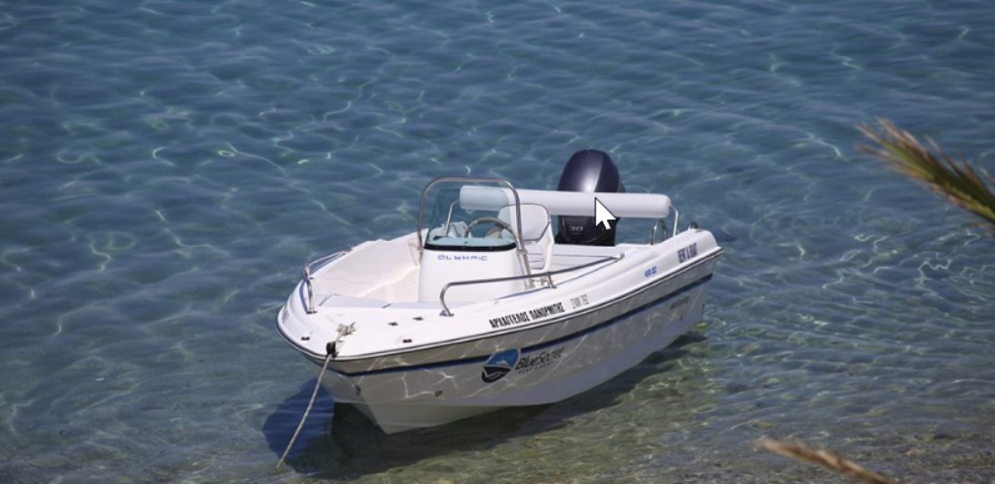 Hire a Motorboat Olympic 450cc in Chalkidikís | SamBoat