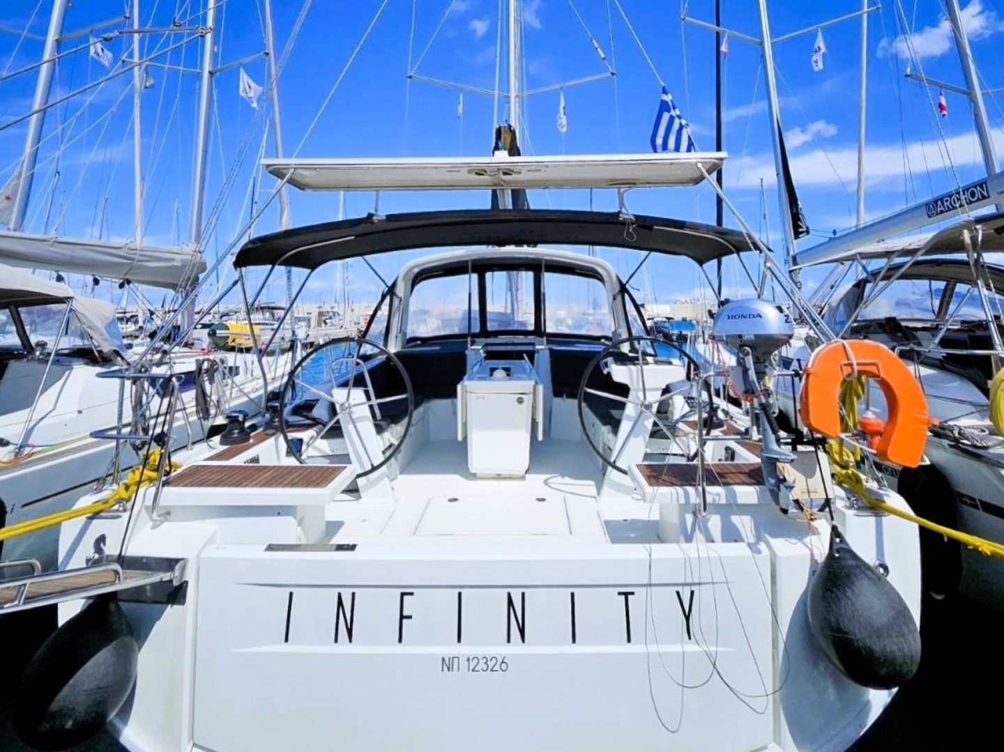 Hire a Sailboat Bénéteau Oceanis 46.1 in Rhodes (City) (Infinity) | SamBoat