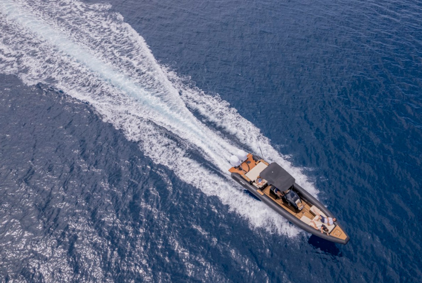 Hire a Motorboat Viper RIB in Korfu (Stefanos) | SamBoat