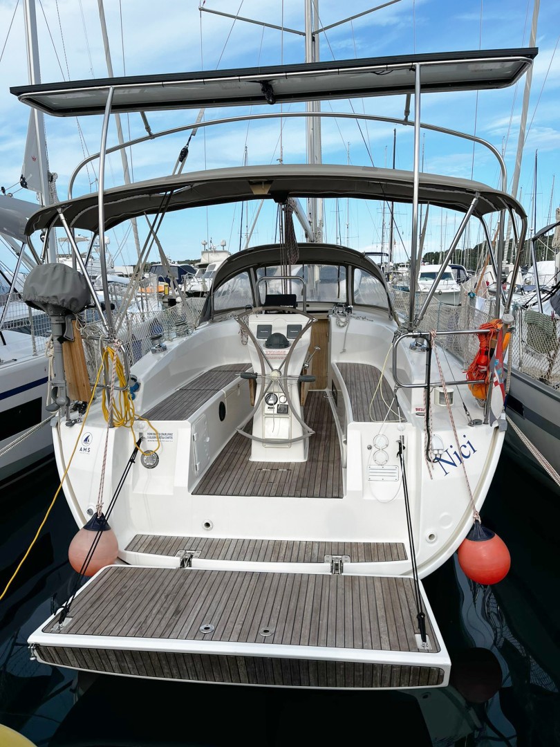 Hire a Sailboat Bavaria Cruiser 32 in Vrsar (Nici) | SamBoat