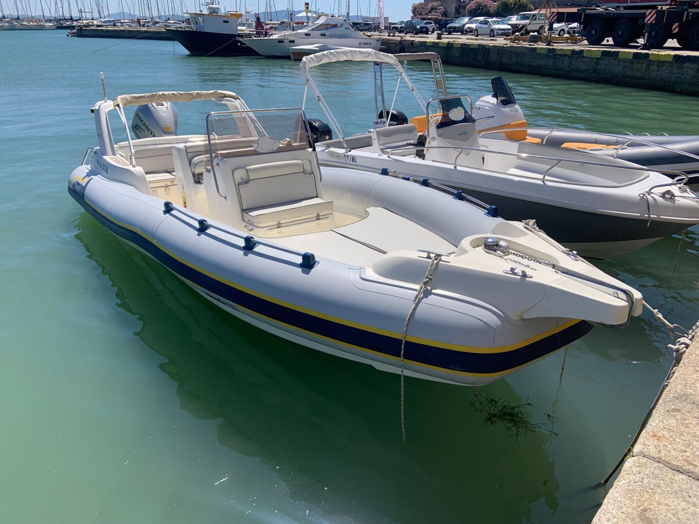 Hire a RIB Marlin Boat 23 FB Top in Talamone | SamBoat