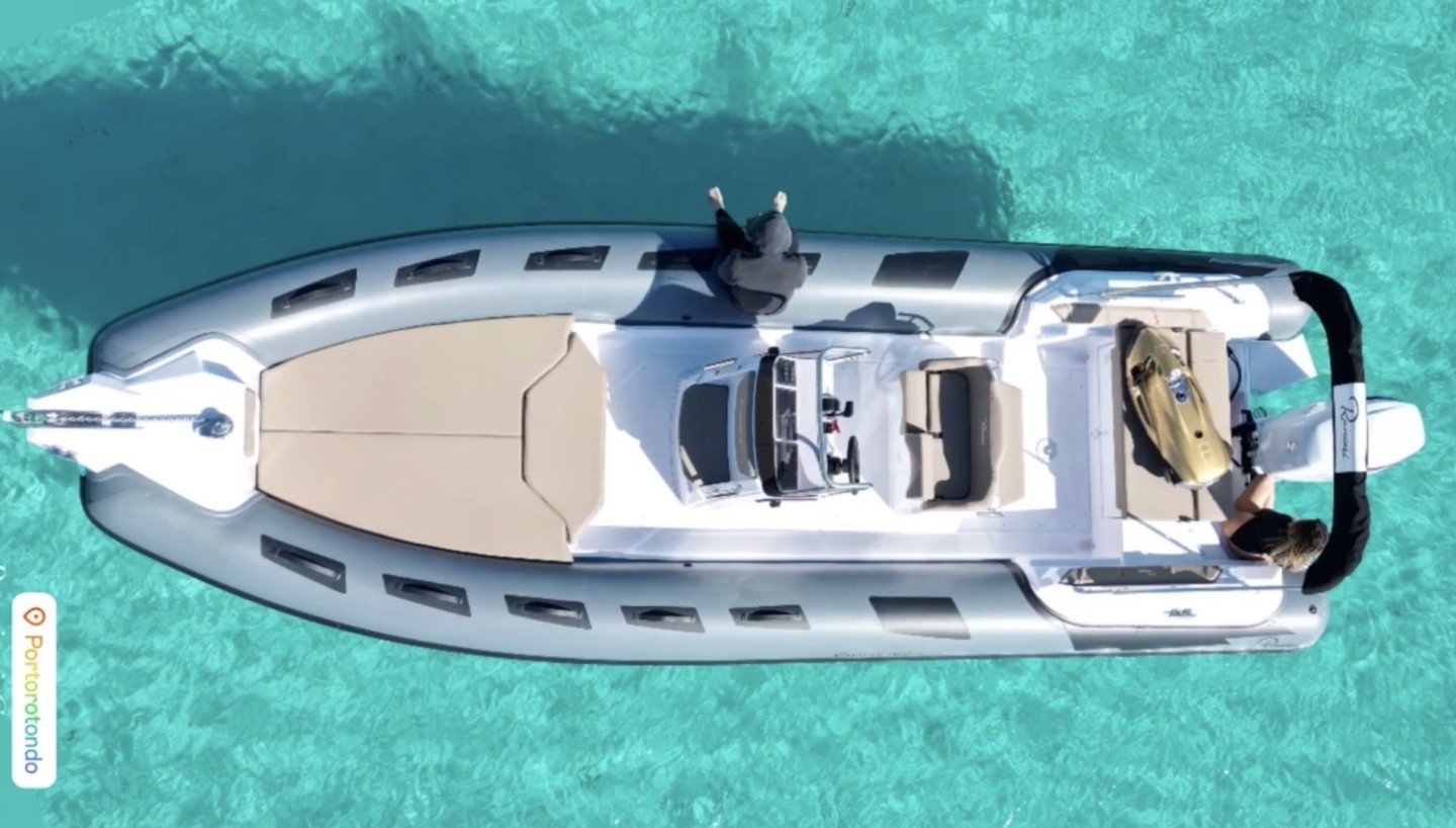 Hire a RIB Ranieri Cayman26 sport in Portisco | SamBoat