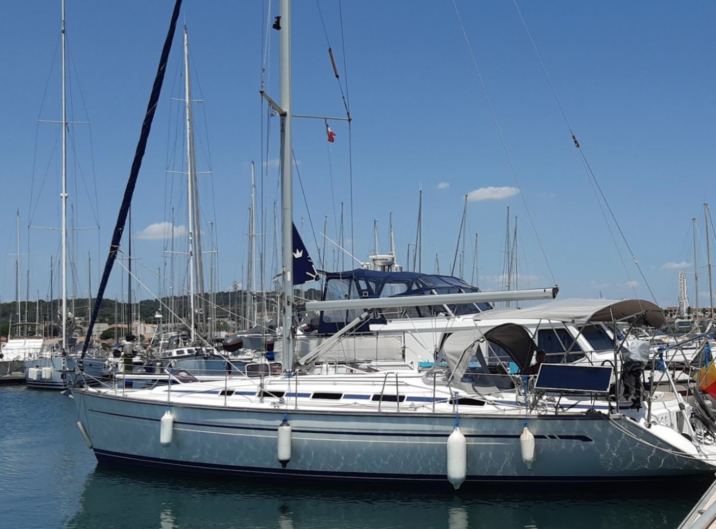 Hire a Sailboat Bavaria 44 in Le Cap d'Agde (Oufti) | SamBoat