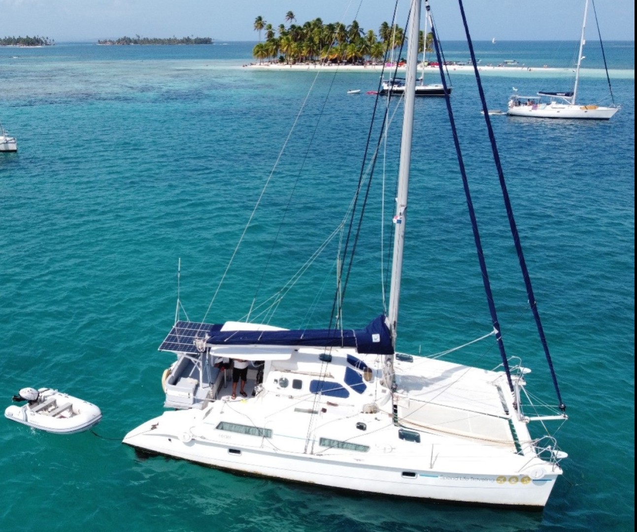 Hire a Catamaran Edel Cat 36 in Porroig | SamBoat
