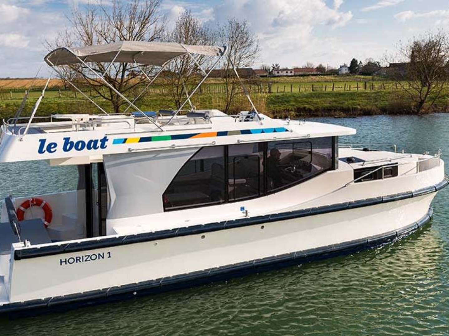 Hire a Motorboat Le Boat Horizon 1 in Hesse | SamBoat