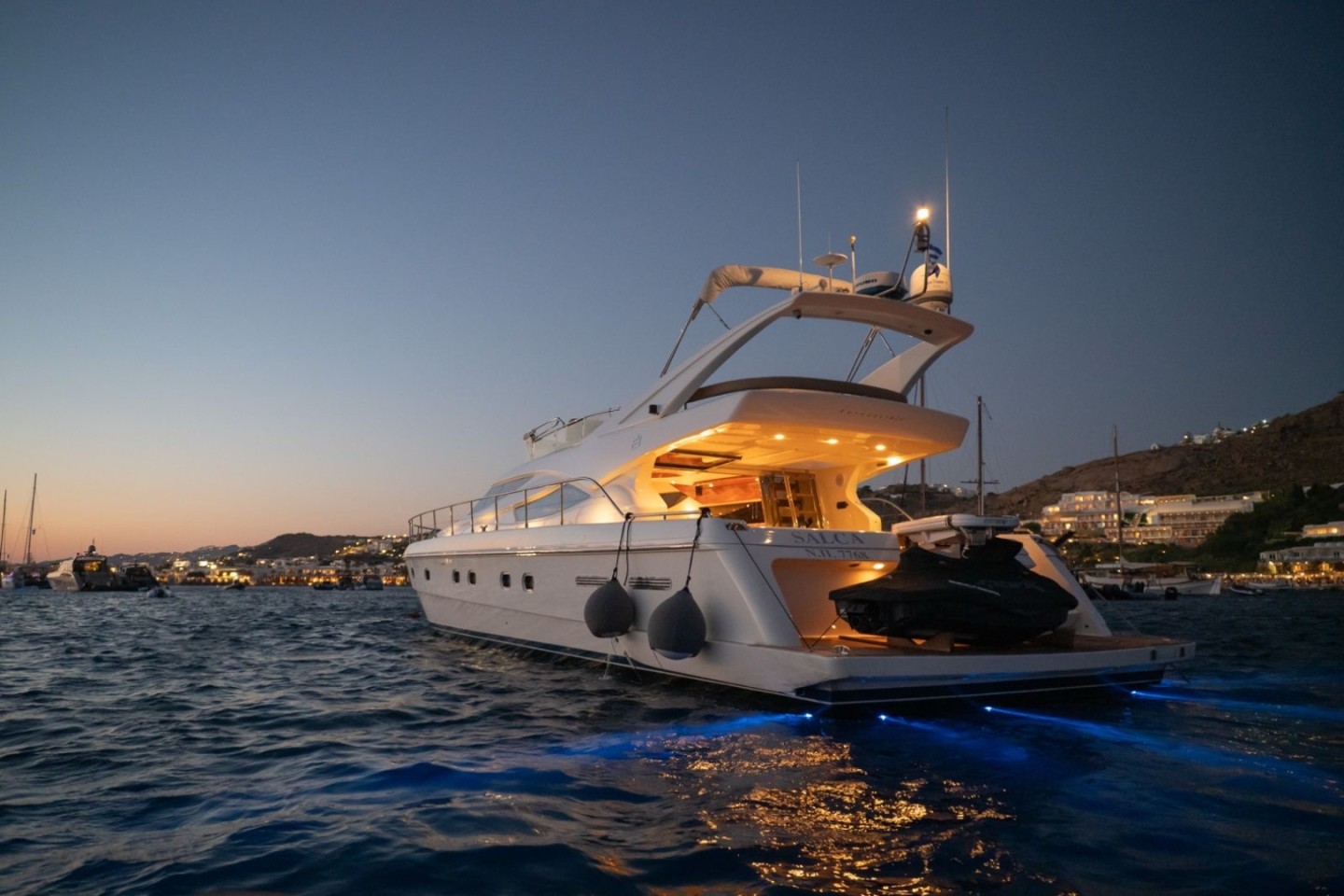 Hire a Luxury Yacht Ferretti 62 in Ateny | SamBoat